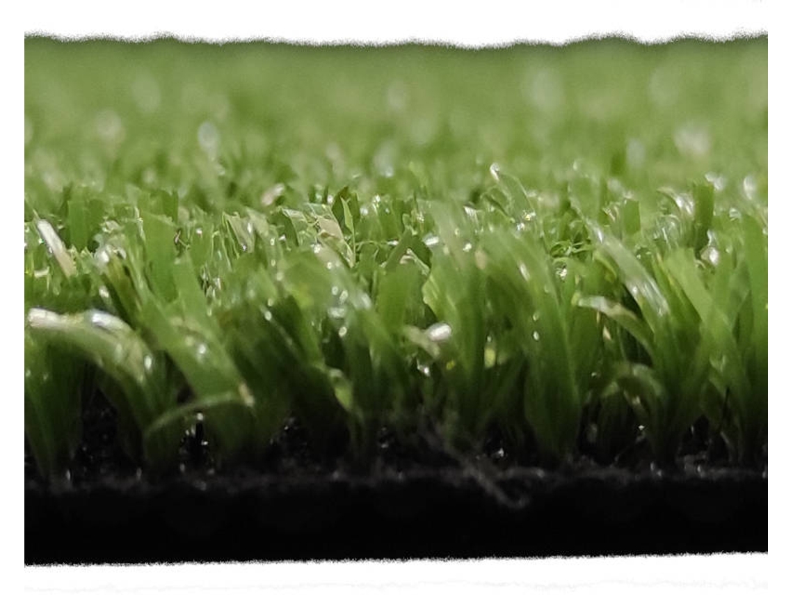 Rolo de Relva Artificial COMERCIAL CANDELA (7 Mm 2 X 2,5 m) | Worten.pt