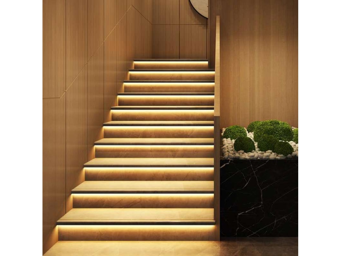 Perfil de Integração de Escadas para Fita Led de Até 12 Mm | Worten.pt