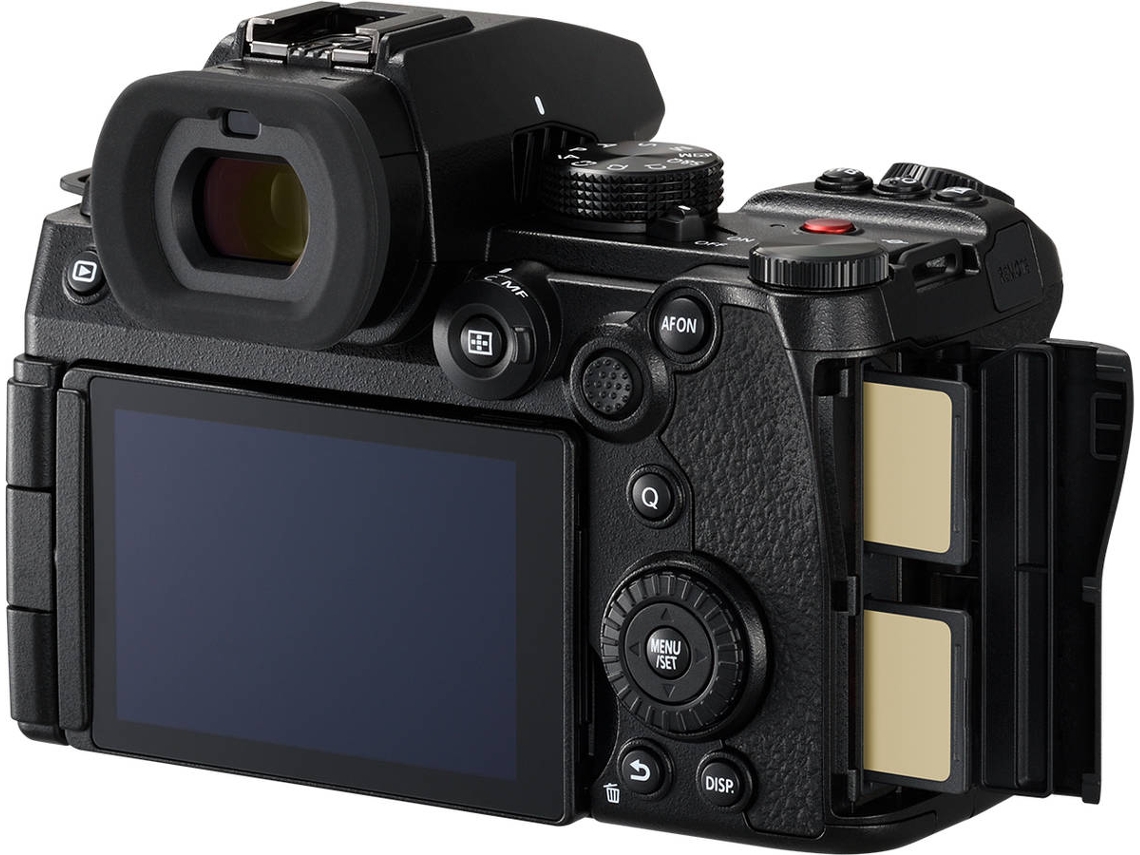 Máquina Fotográfica PANASONIC Lumix DC-S5 Mark II Corpo Dark Black ...