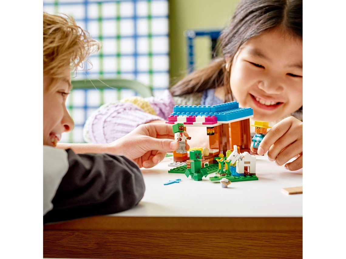 LEGO Minecraft A Padaria 21184 (Idade Mínima: 8 Anos - 154 Peças ...